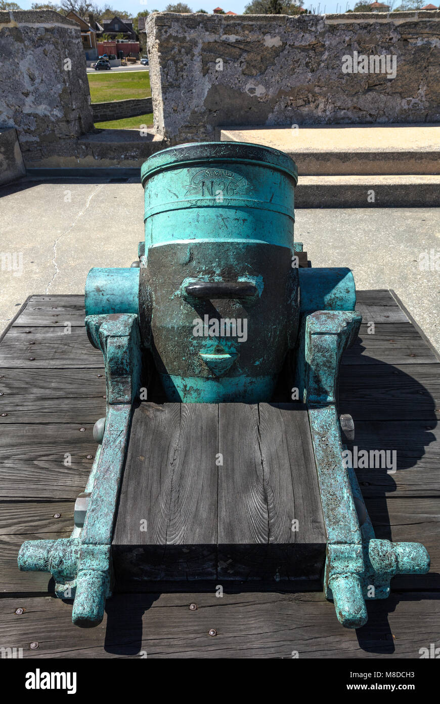 10 inch mortar hi-res stock photography and images - Alamy