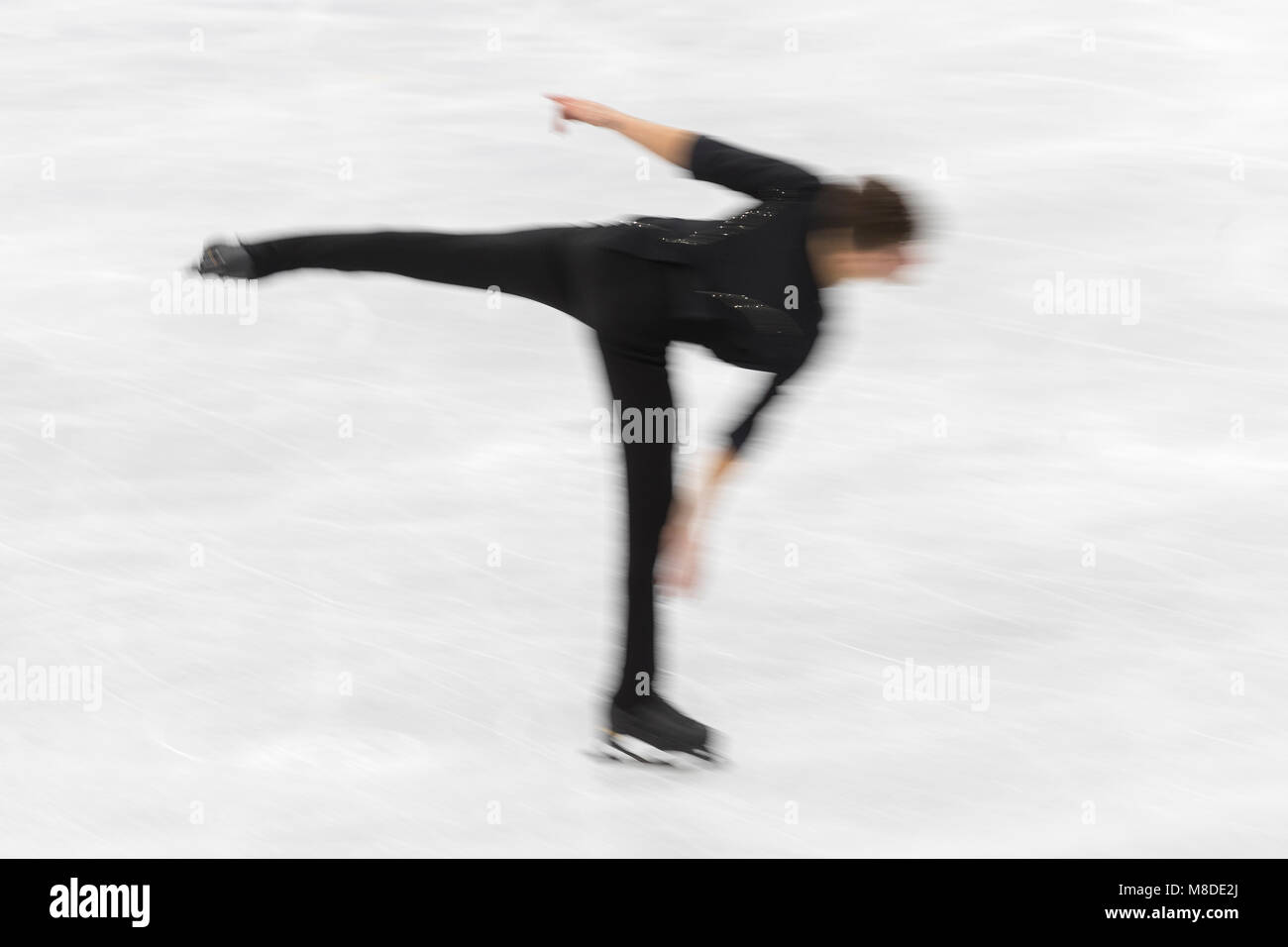 Blur figure hi-res stock photography and images - Alamy