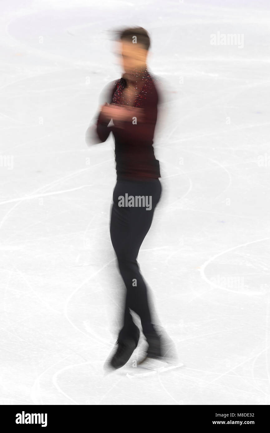 Ice skater spin motion hi-res stock photography and images - Alamy