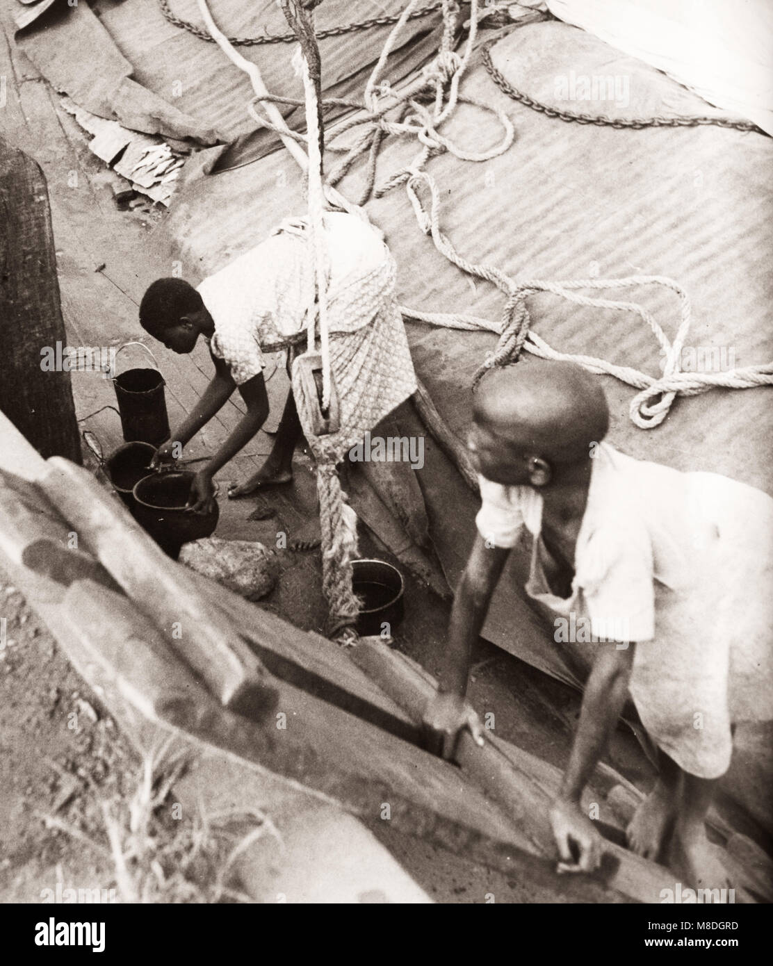 1940s East Africa - Uganda - fishing, fishermen Lake Victoria ...