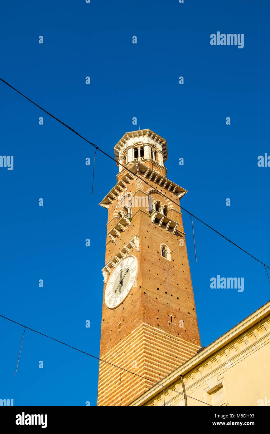 Torre dei Lamberti, the clock tower in Piazza delle Erbe. Verona, Italy ...
