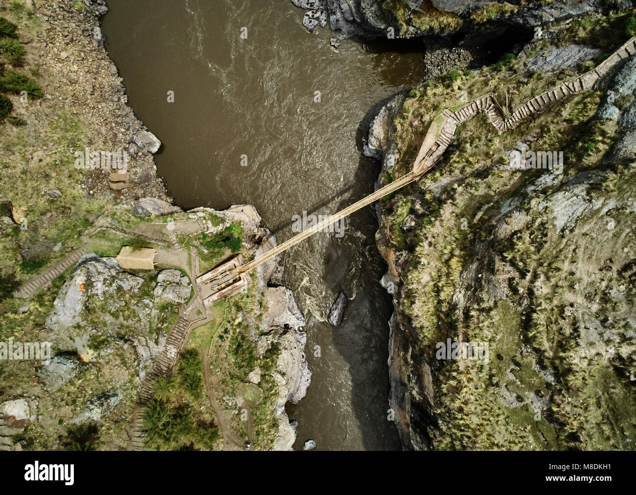 Bridge crossing river hi-res stock photography and images - Alamy