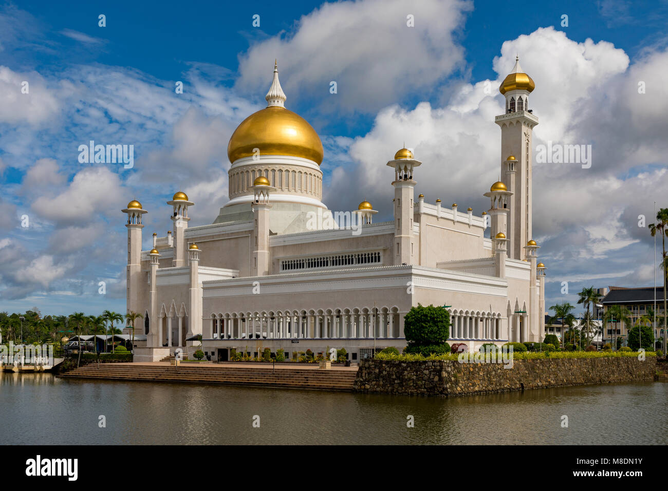 Brunei Darussalam Bandar Seri Begawan Sultan Omar Ali Saifuddien Mosque ...