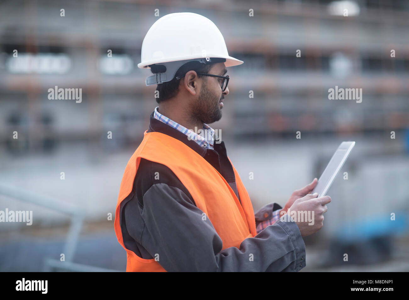 Indian civil engineer hi-res stock photography and images - Alamy