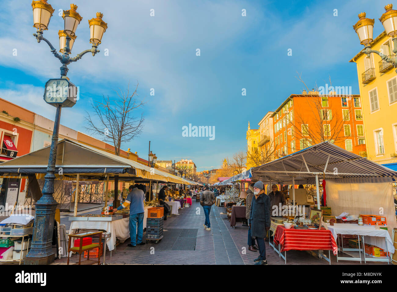 Market in Nice, Provence-Alpes-Côte d'Azur, France Stock Photo - Alamy