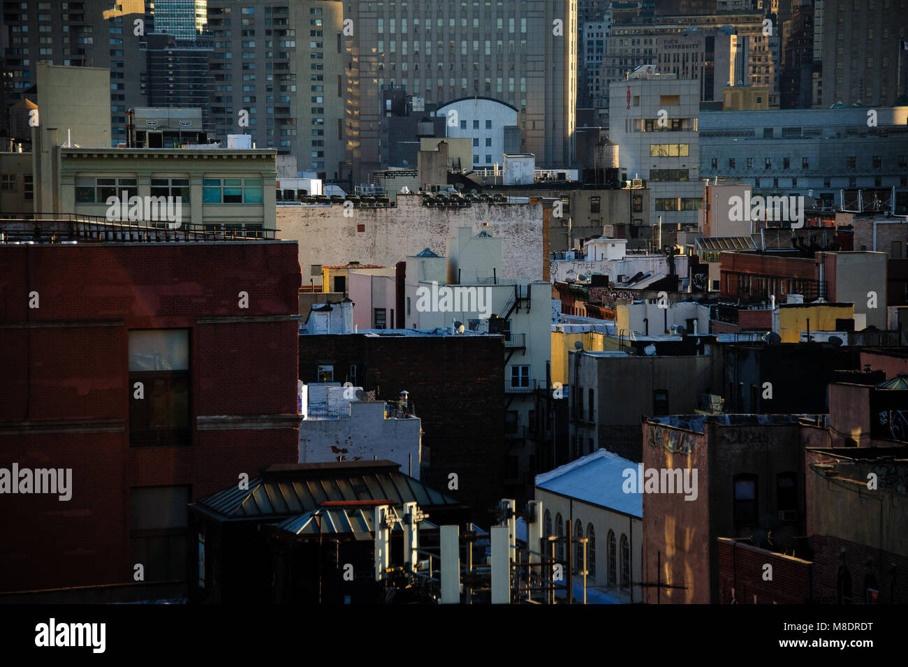 New york city rooftops hi-res stock photography and images - Alamy
