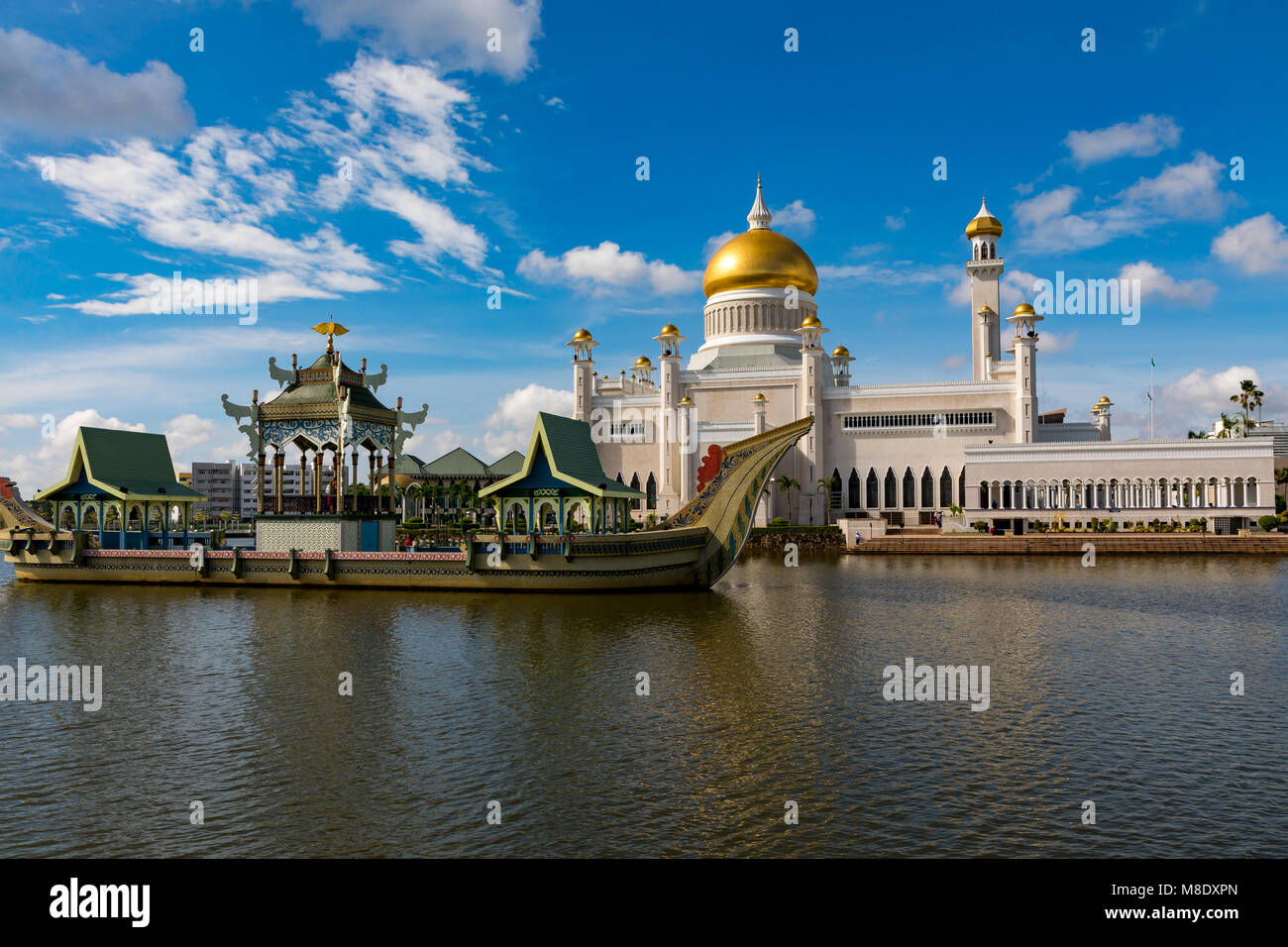 Brunei Darussalam Bandar Seri Begawan Sultan Omar Ali Saifuddien Mosque ...