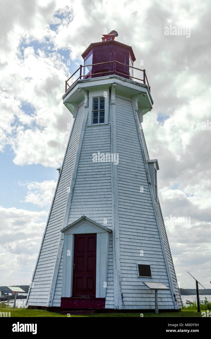 Mulholland Point Lighthouse, overlooking Lubec Channel, Campobello ...