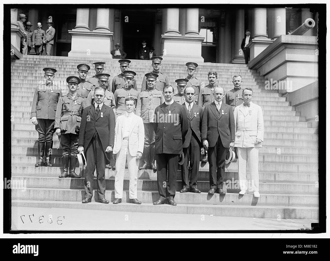 Baker and burke hi-res stock photography and images - Alamy