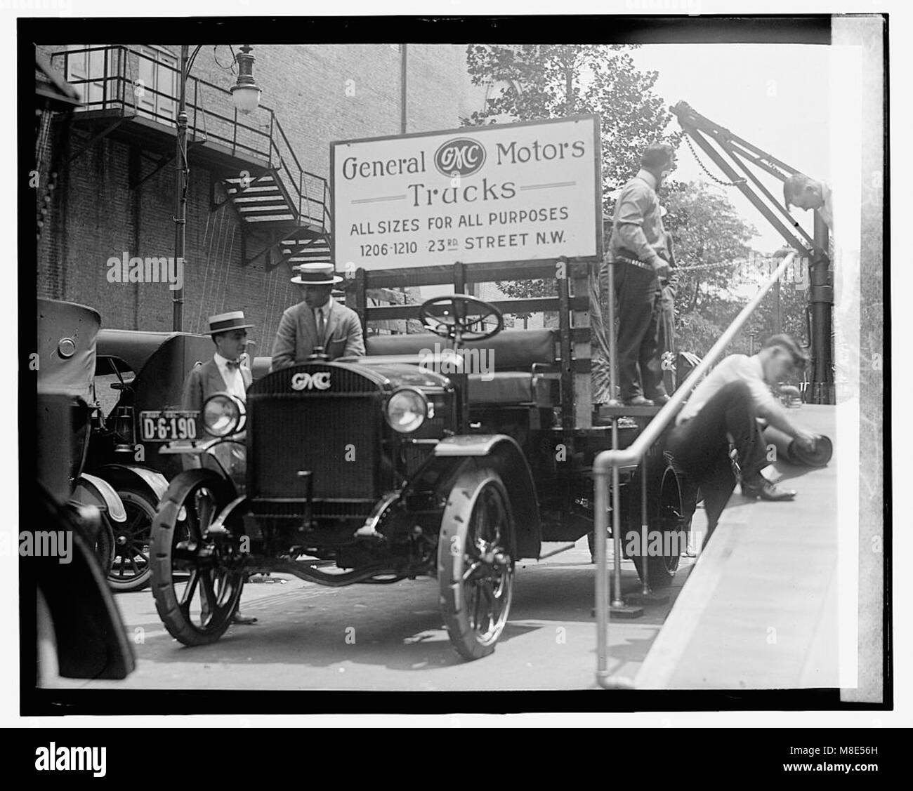 An image of the Buick Motor Company, an iconic American automobile ...