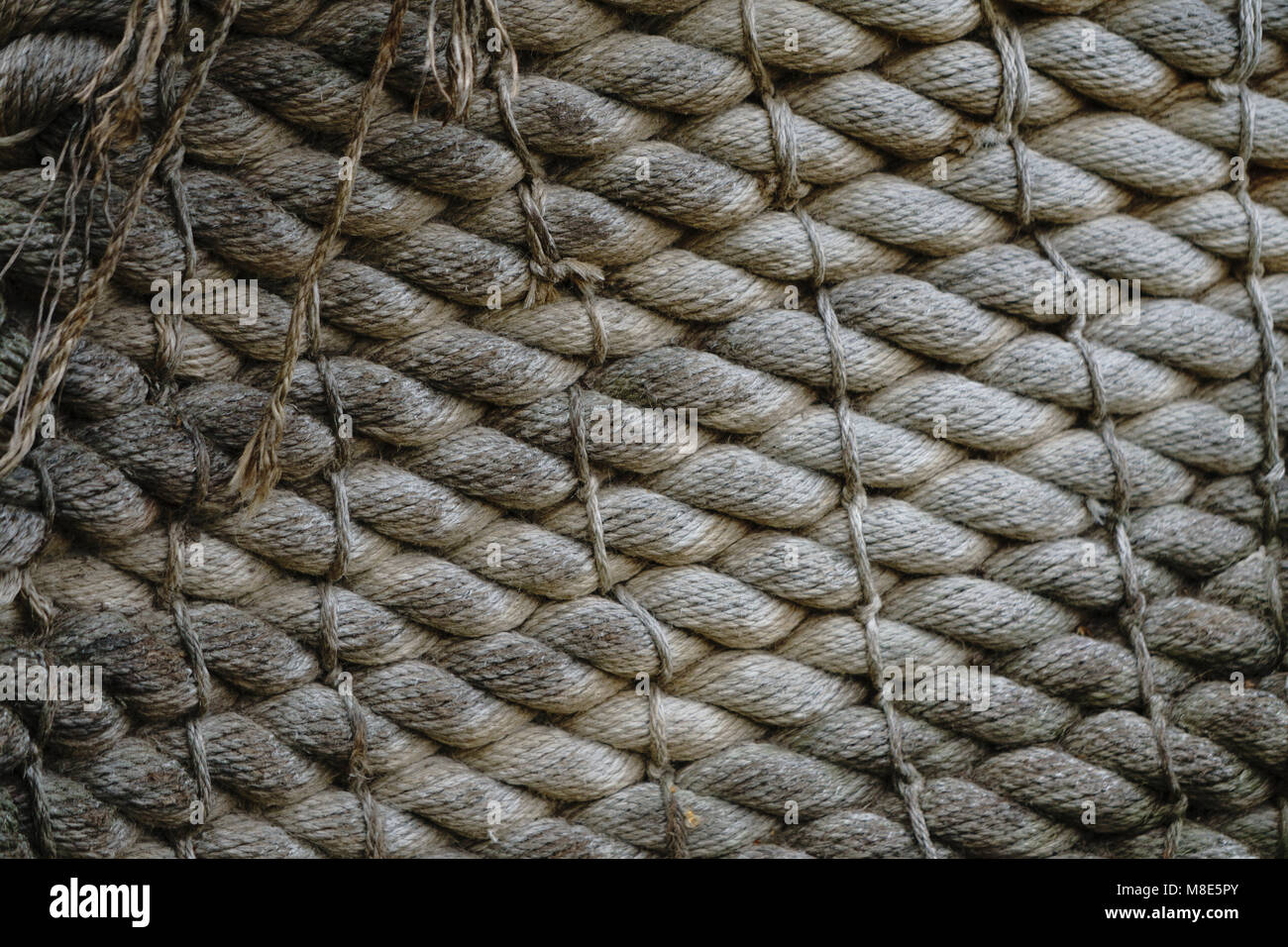 vertical rope pull rope Stock Photo - Alamy