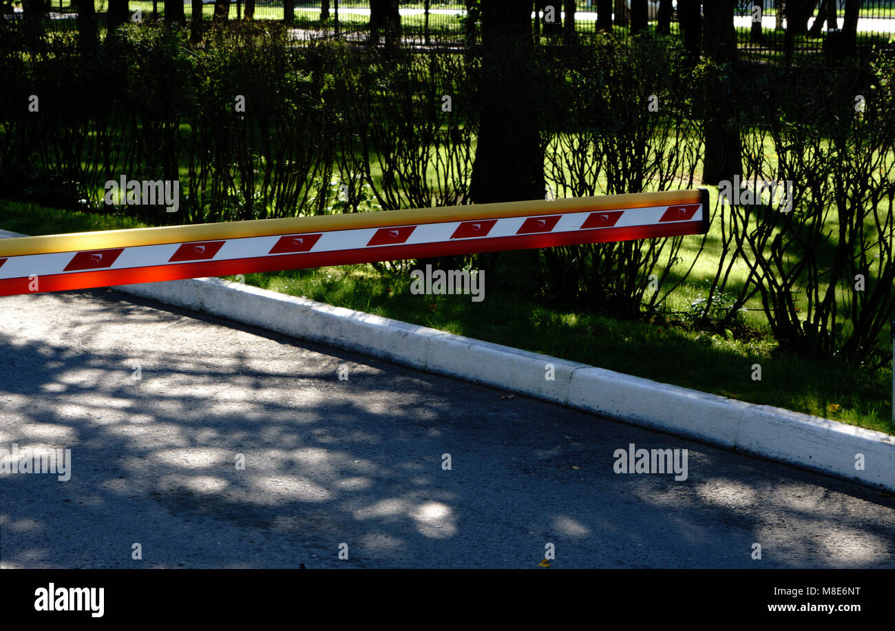 Security gate cctv sign hi-res stock photography and images - Alamy