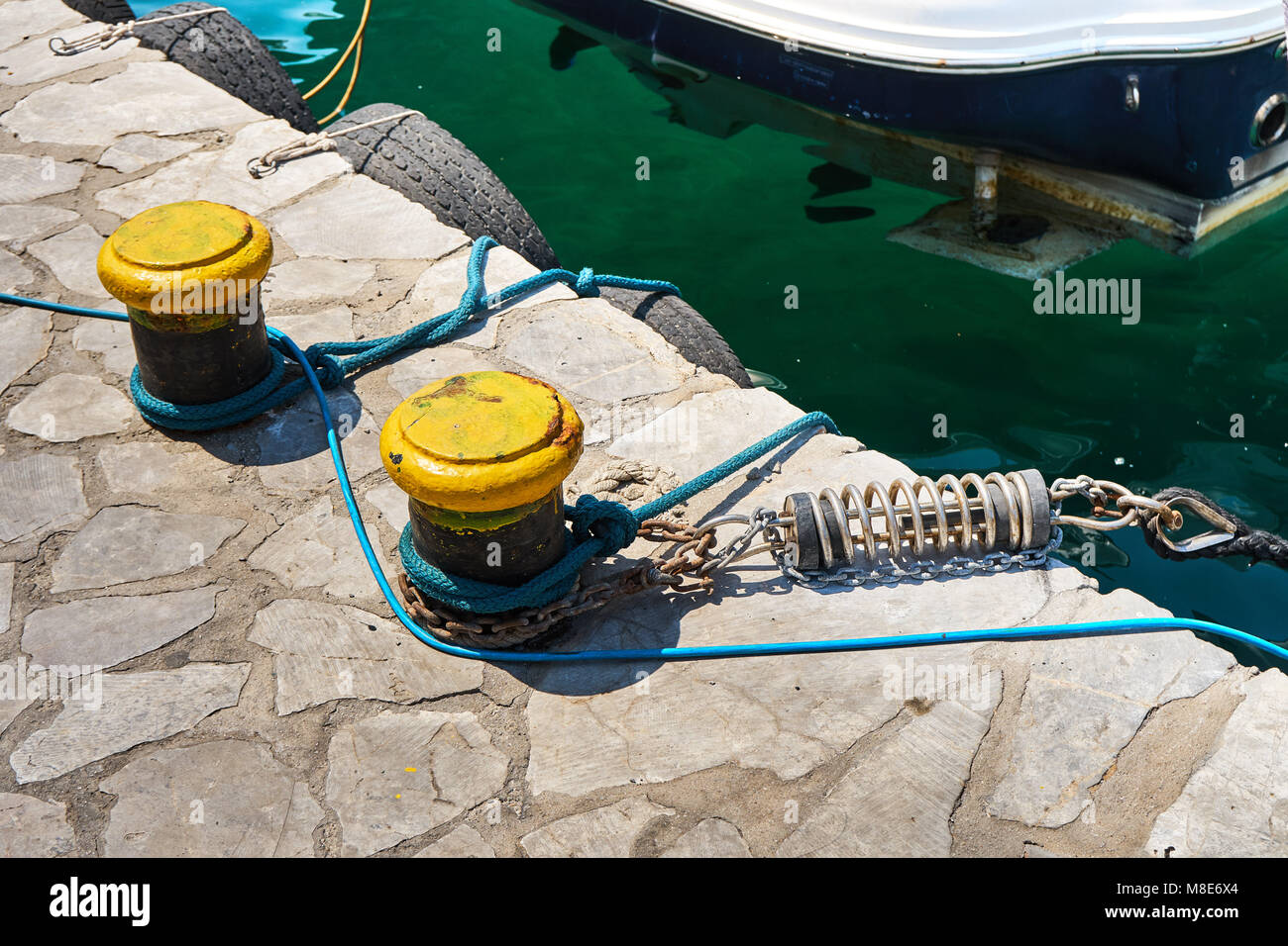 Deck Bollards High Resolution Stock Photography and Images - Alamy