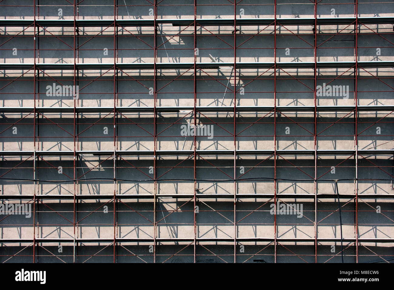 Scaffolding on a construction site of a new building Stock Photo - Alamy