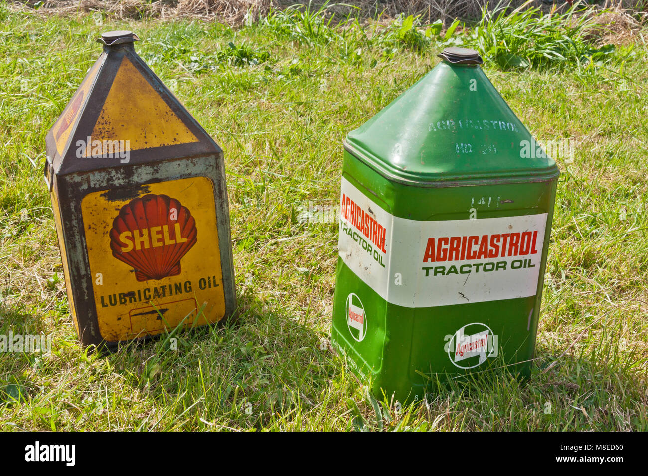 Two vintage oil cans Stock Photo - Alamy