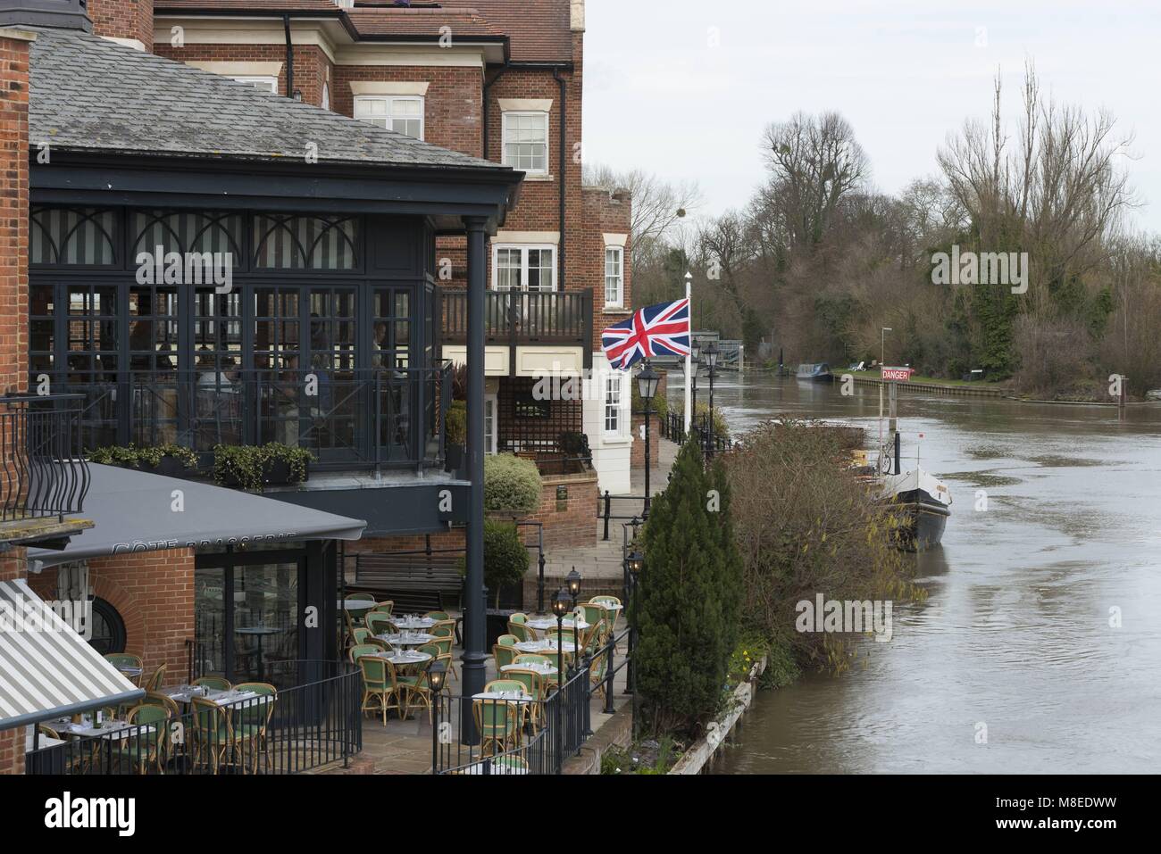 Windsor castle restaurant hi-res stock photography and images - Alamy