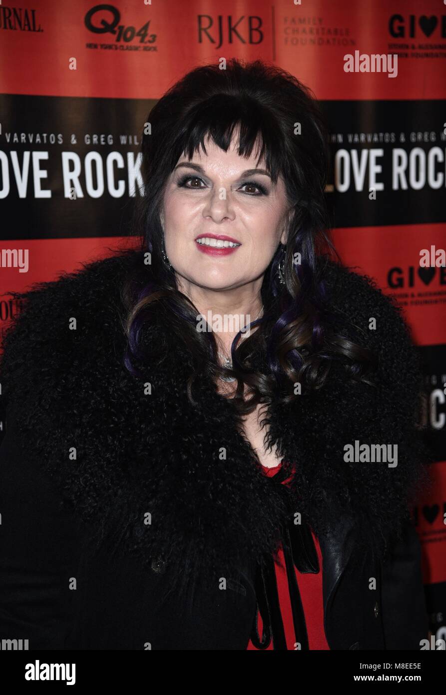Ann wilson hi-res stock photography and images - Alamy