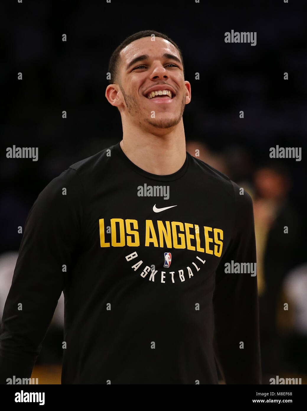 Los Angeles, CA, USA. 11th Mar, 2018. Los Angeles Lakers guard Lonzo ...