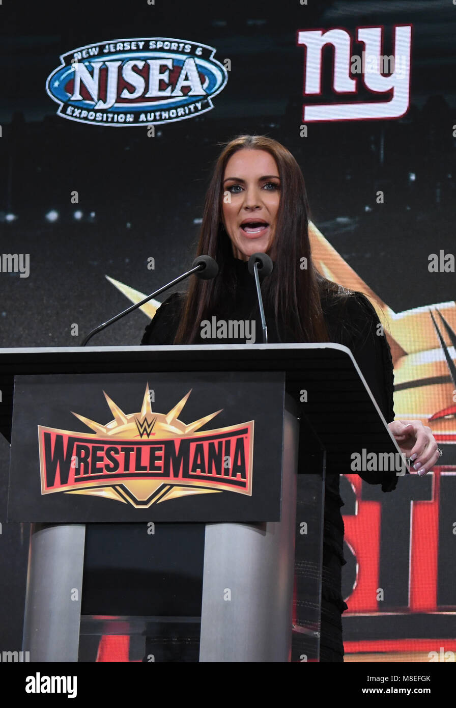 Stephanie mcmahon 2019 hi-res stock photography and images - Alamy