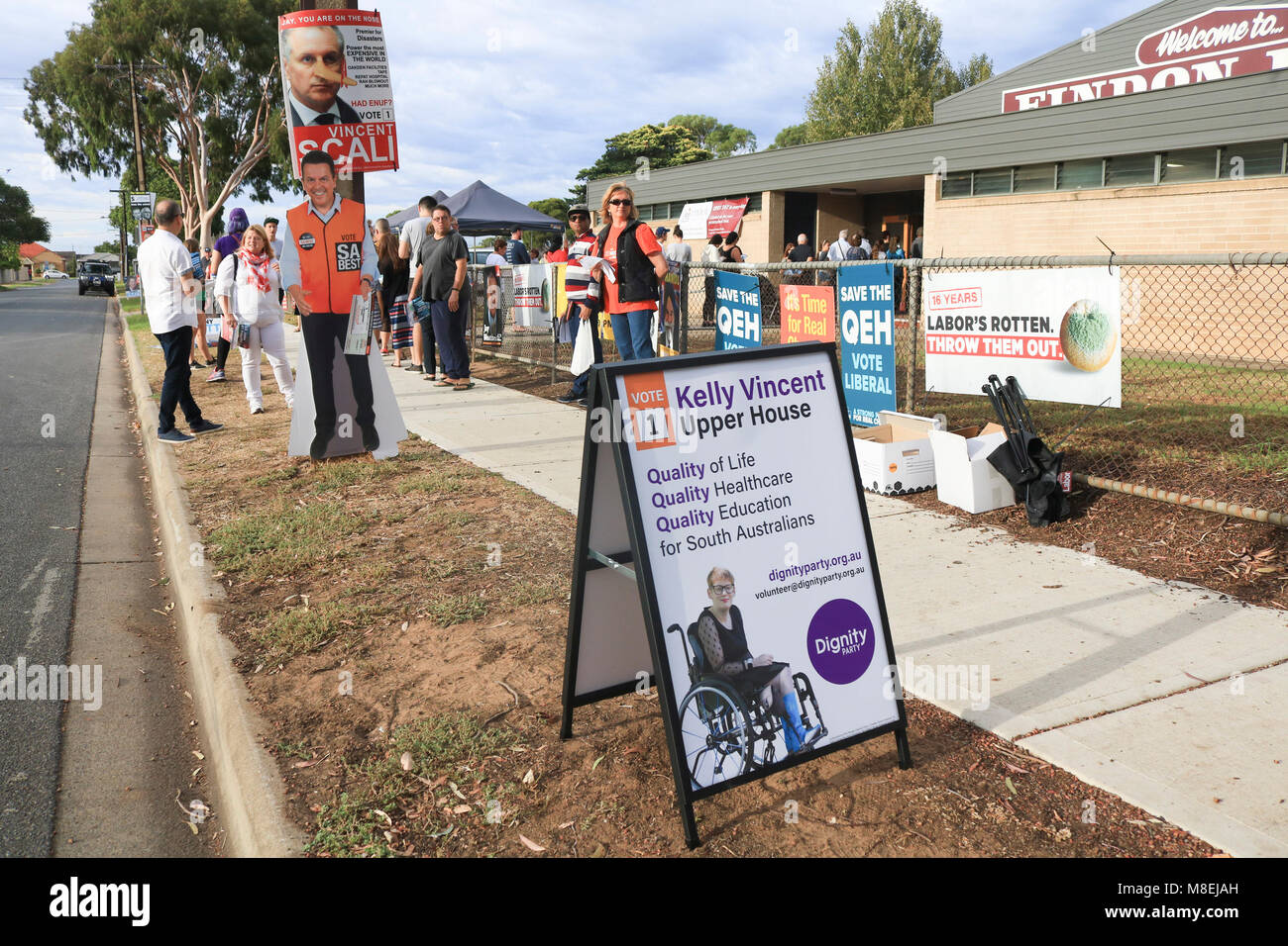 Australian parliament seats hi-res stock photography and images - Alamy
