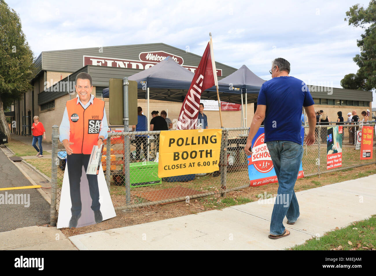 Polling booth australia hi-res stock photography and images - Alamy