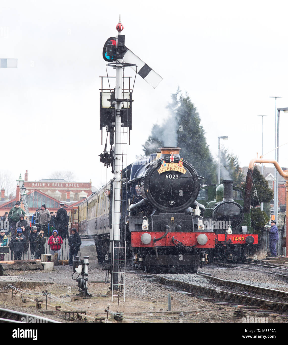 British rail locomotives hi-res stock photography and images - Alamy