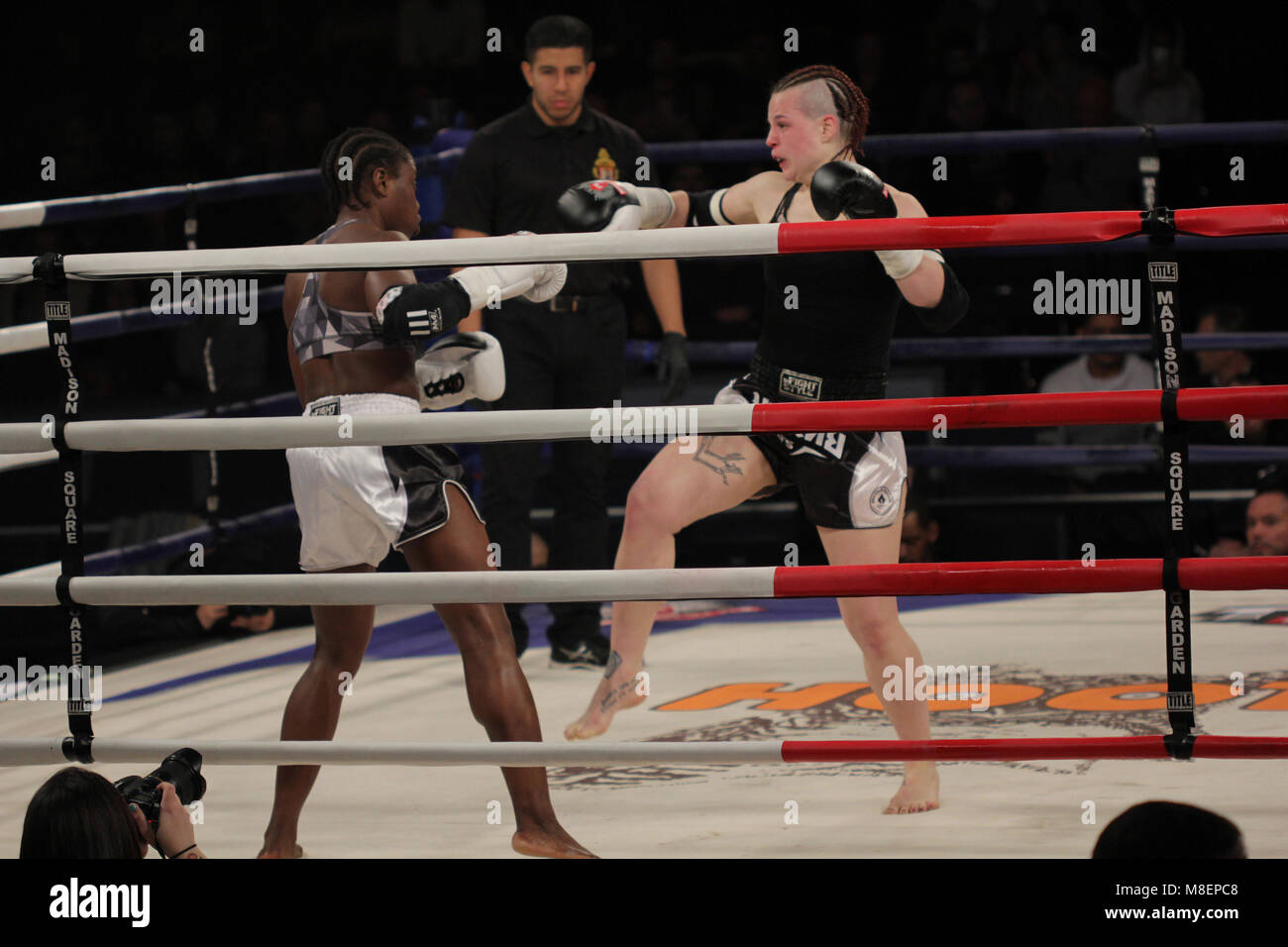 New York, New York, USA. 16th Mar, 2018. Kelly Cordray vs. Abena George ...