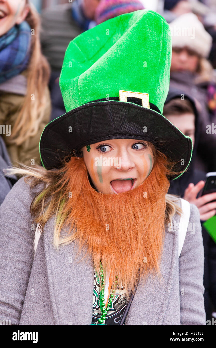 Irish puppets hi-res stock photography and images - Alamy