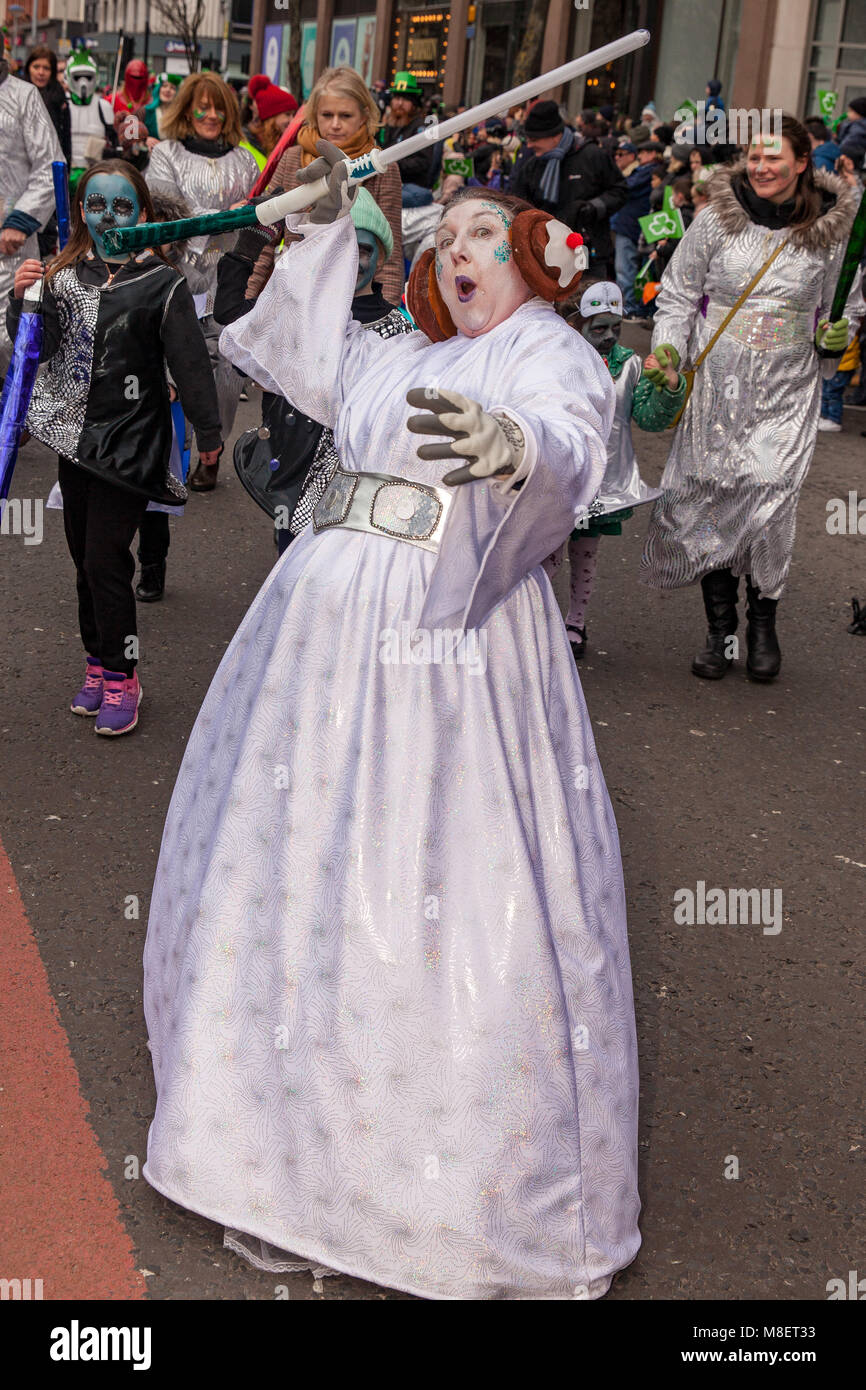 Irish puppets hi-res stock photography and images - Alamy