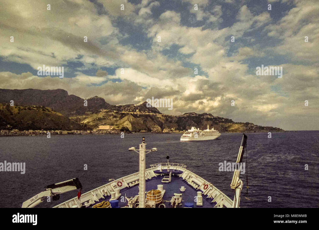 Taormina, Sicily, Italy. 13th Oct, 2004. A cruise ship in the bay below ...