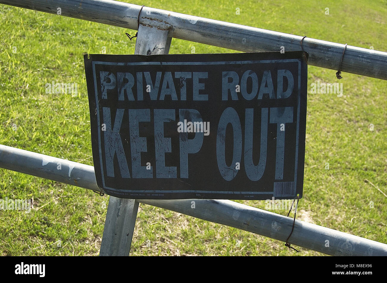Private road keep out hi-res stock photography and images - Alamy
