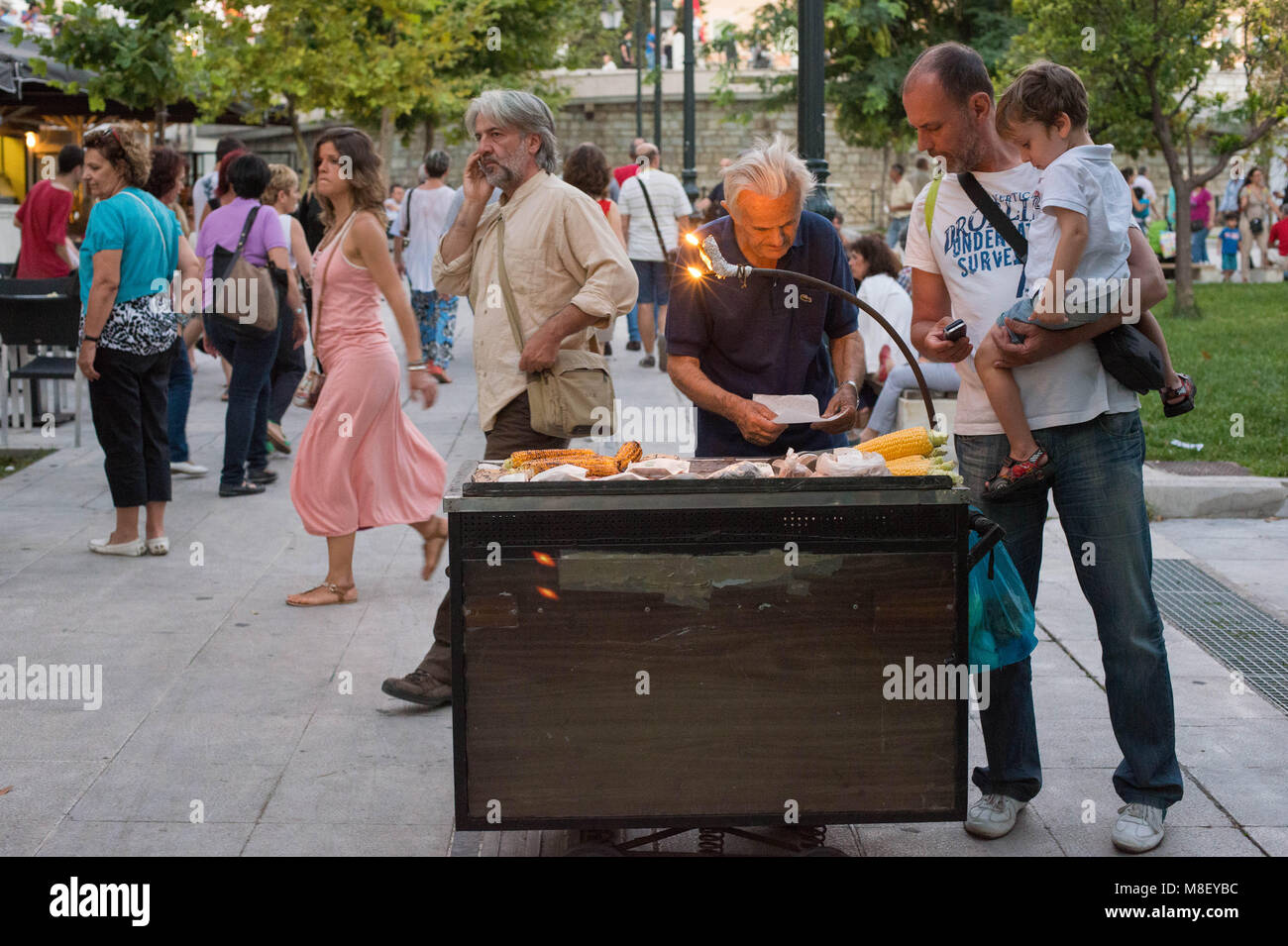 Greek vendor hi-res stock photography and images - Alamy