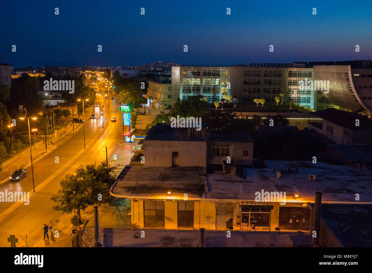 Greek urban architecture hi-res stock photography and images - Alamy