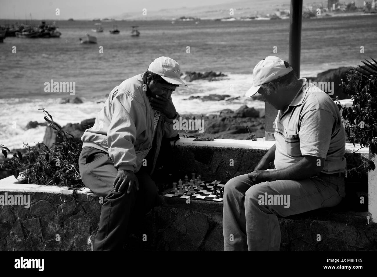 Rocky shore in place Black and White Stock Photos & Images - Alamy