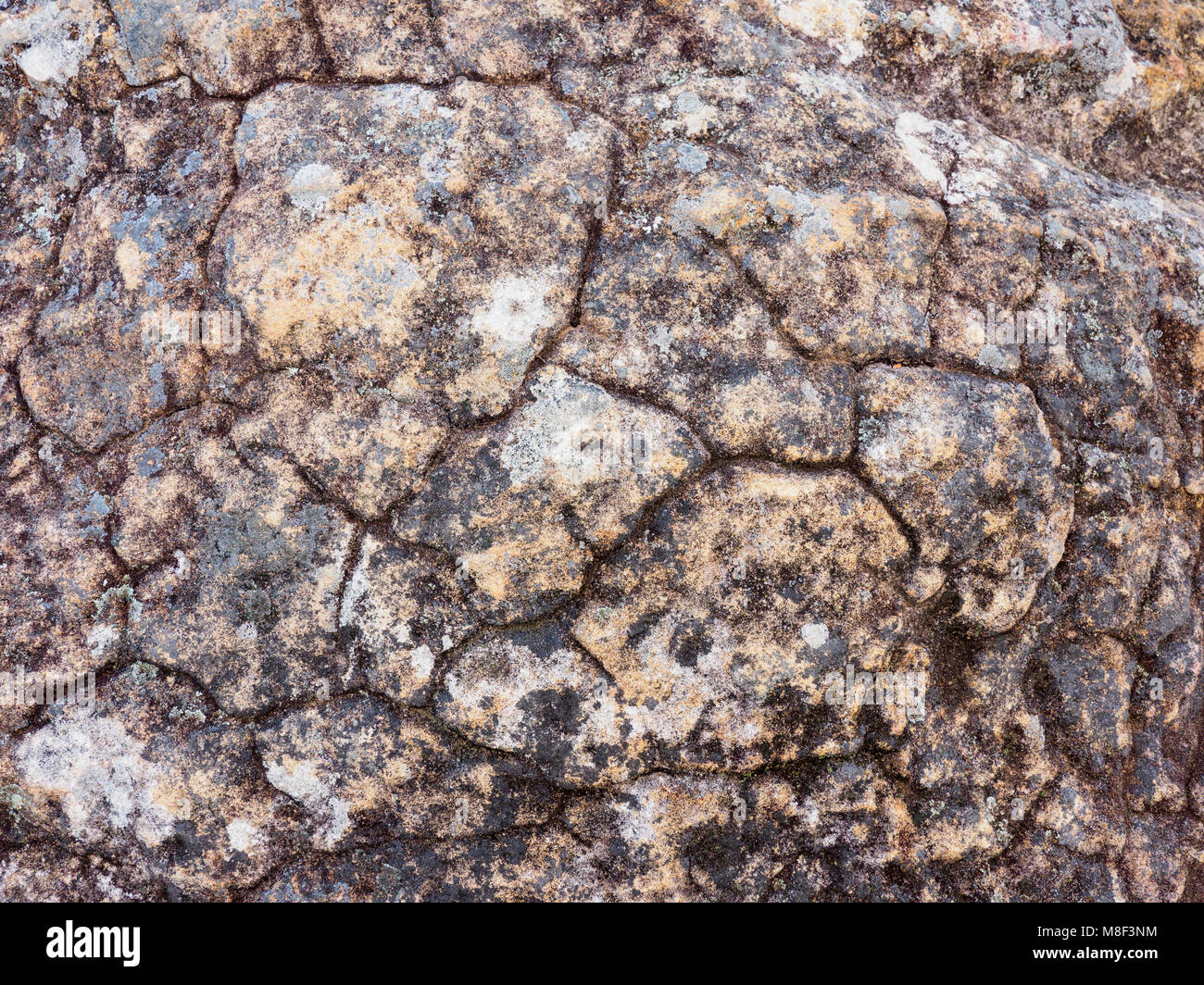 Cracked rock pattern hi-res stock photography and images - Alamy