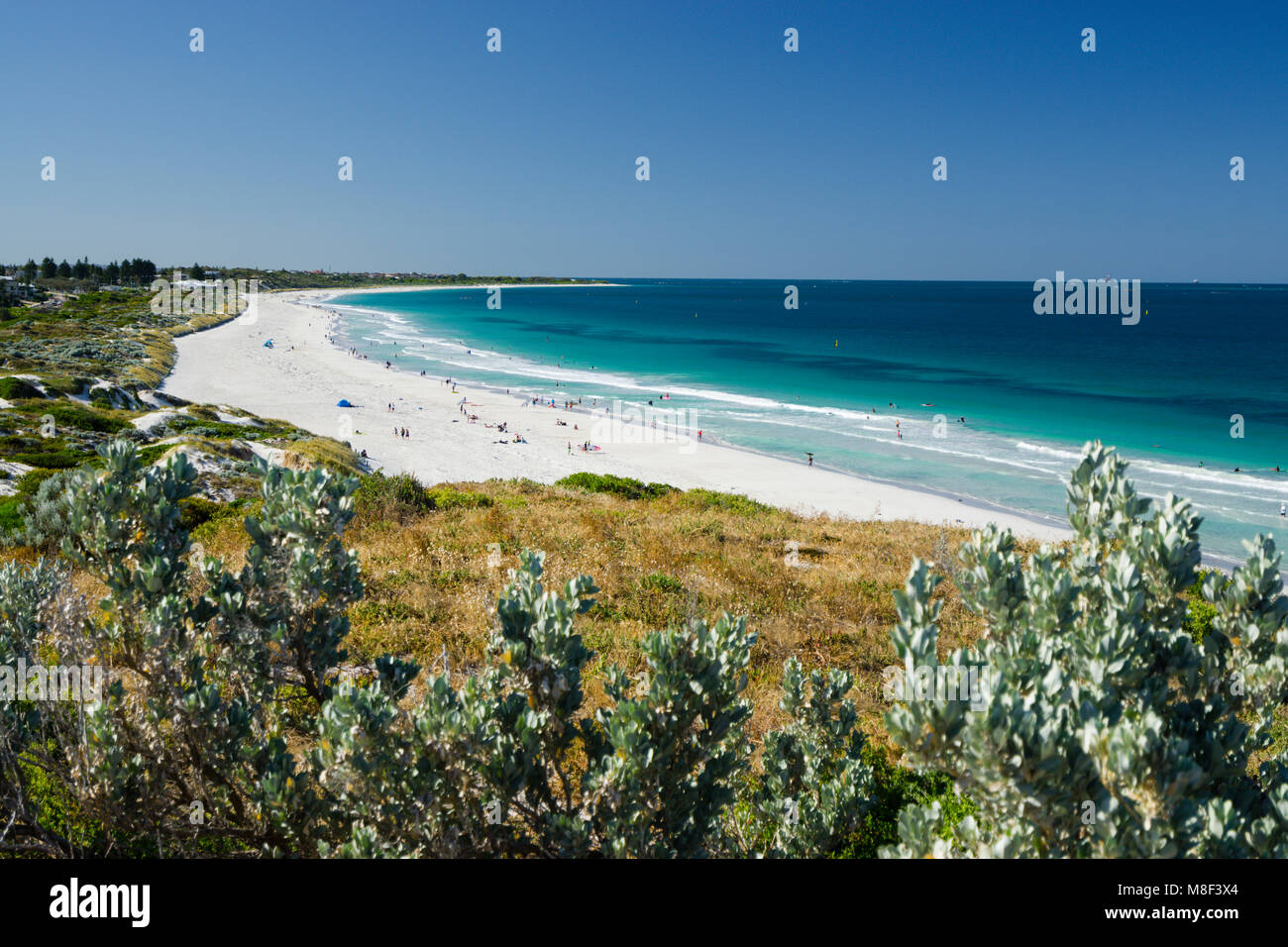 Coastal dunes and ocean views from Mullaloo Beach north of Perth ...