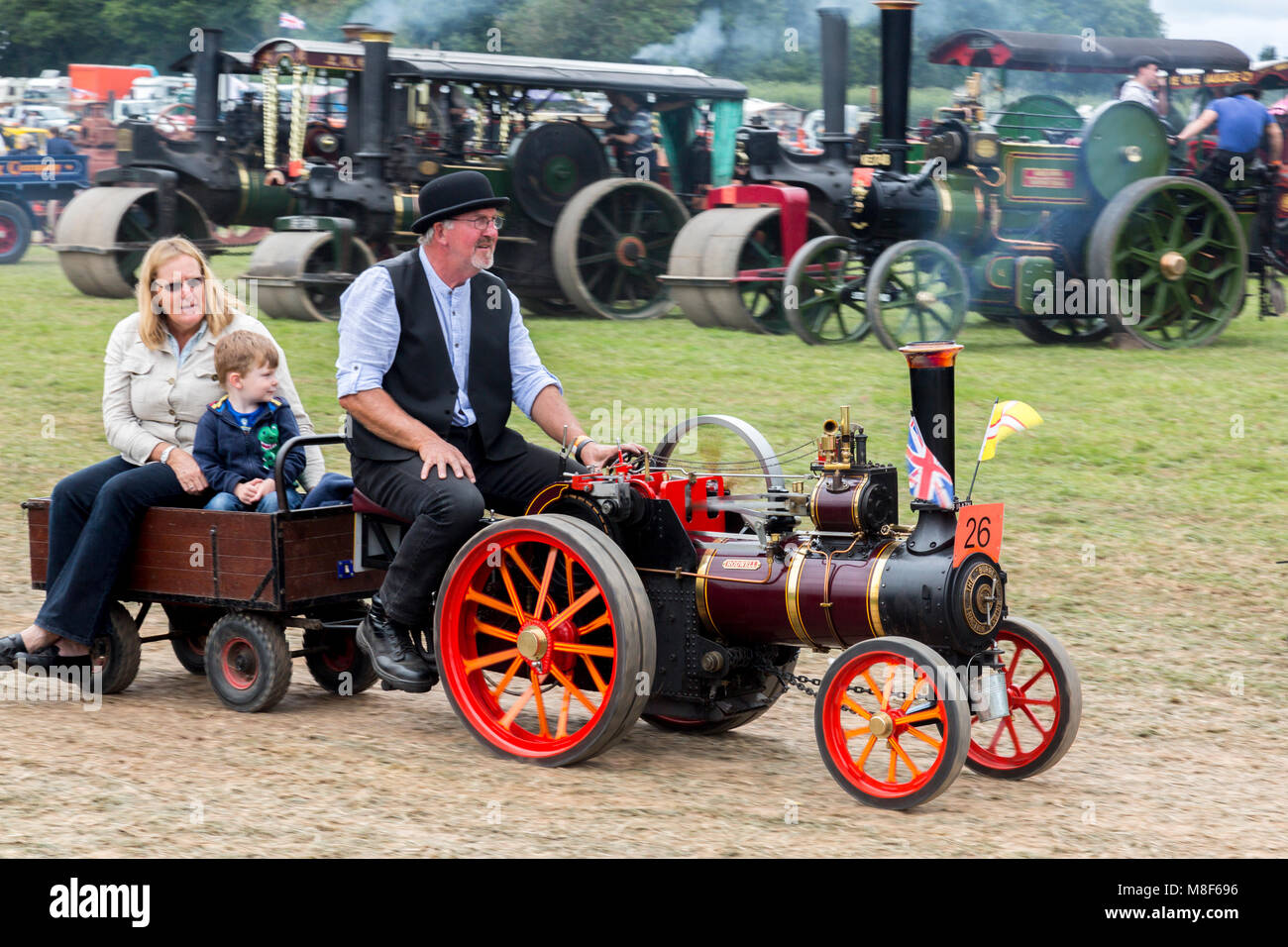 A miniature Burrell traction engine 'Rodwell' in the display ring at ...