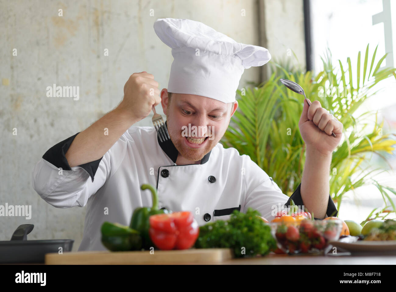 Stressed chef hi-res stock photography and images - Alamy
