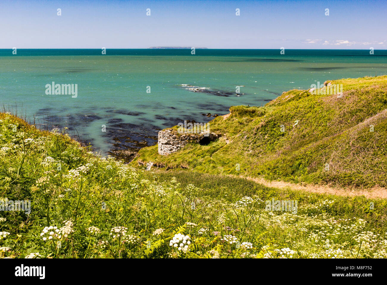 Greencliff Beach and Coastal View - Looking Towards Lundy Island ...