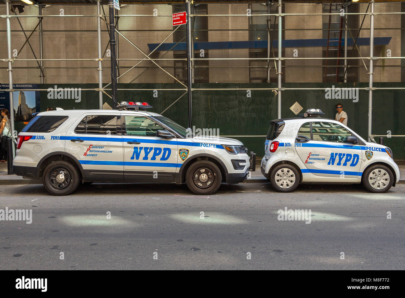 Nypd smart car hi-res stock photography and images - Alamy