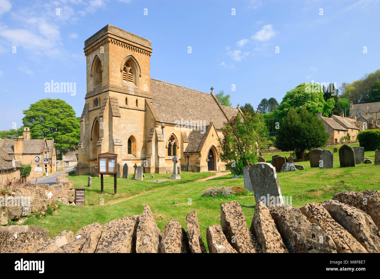 Snowshill hi-res stock photography and images - Alamy