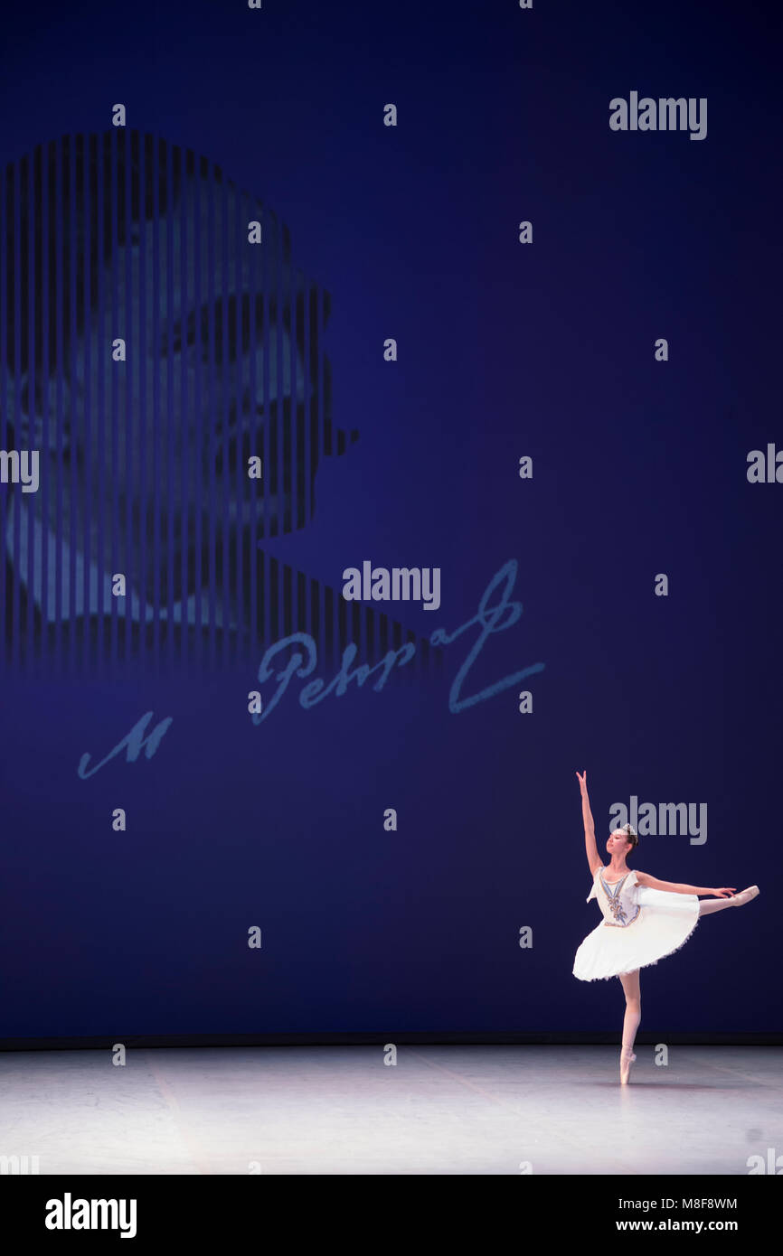 Moscow school ballet hi-res stock photography and images - Alamy