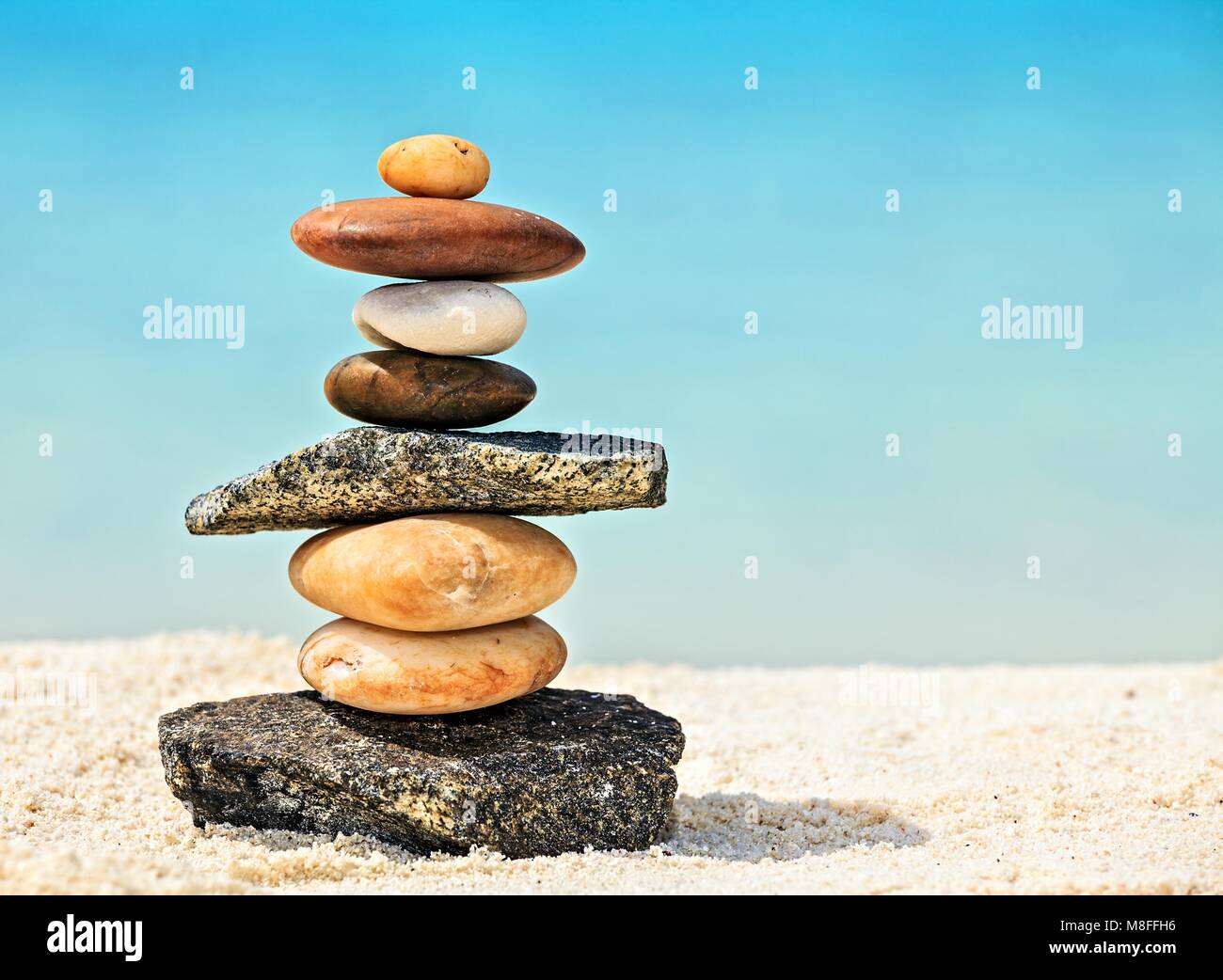 Eight stones hi-res stock photography and images - Alamy