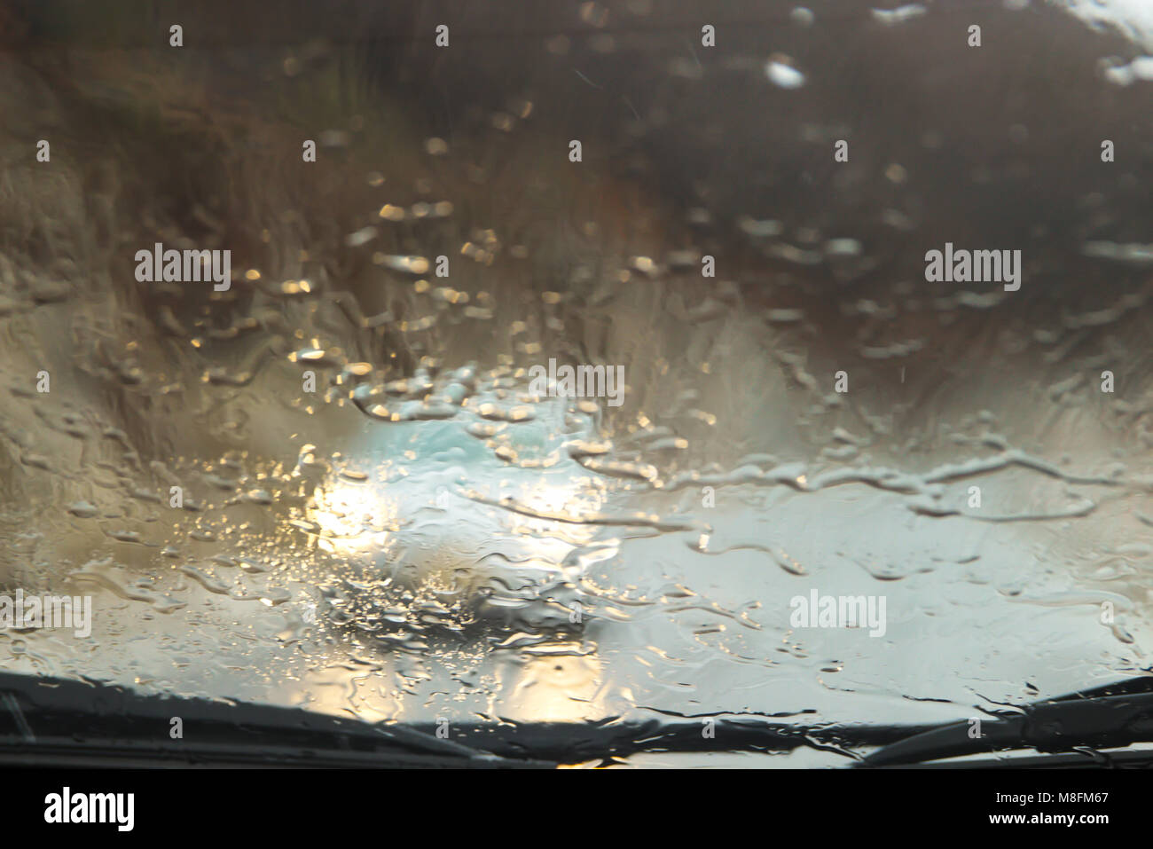 Raining travel hi-res stock photography and images - Alamy