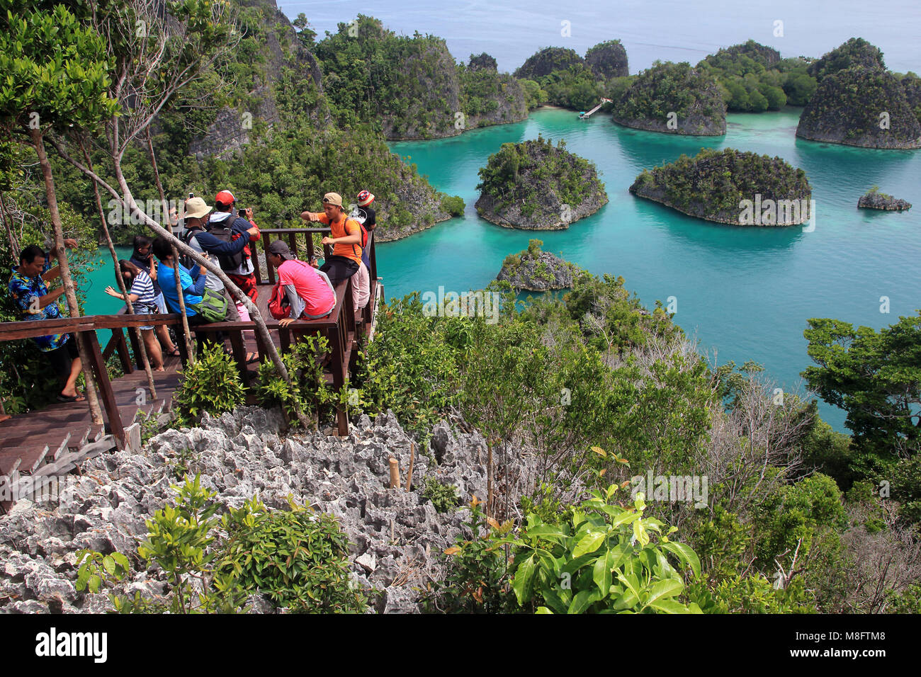 Waisai hi-res stock photography and images - Alamy