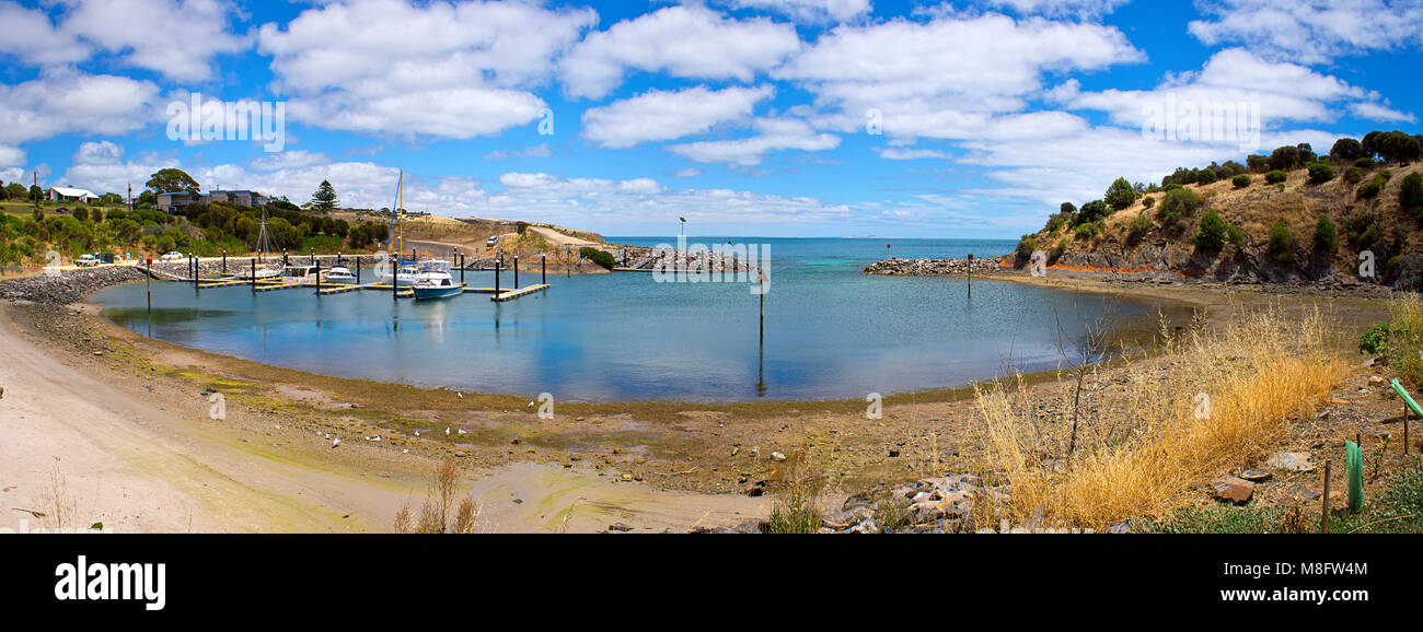 Penneshaw harbour hi-res stock photography and images - Alamy