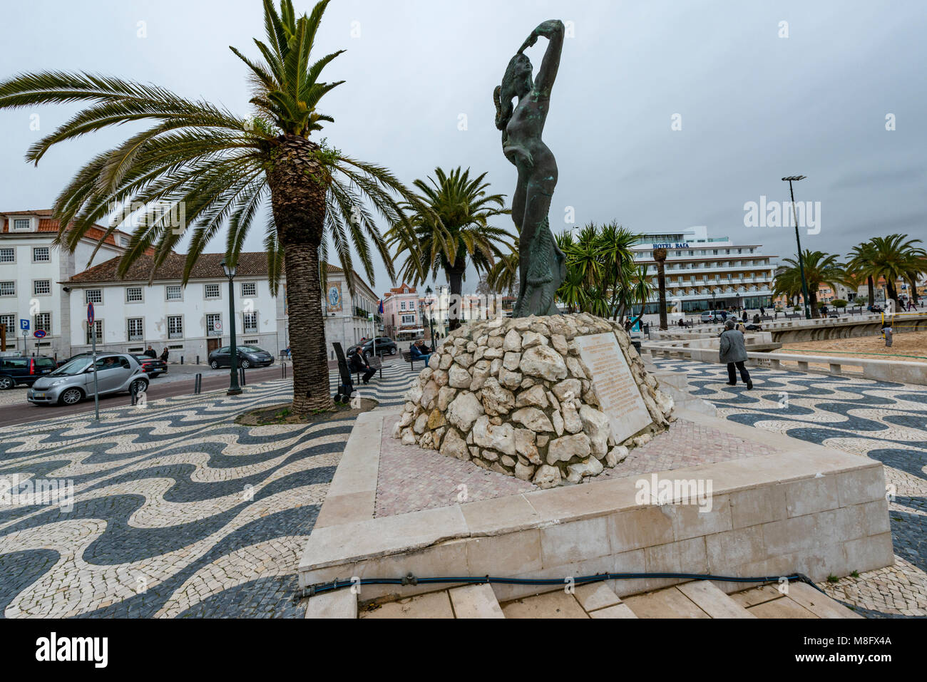 Coastal Monument, Cascais, Portugal Stock Photo - Alamy
