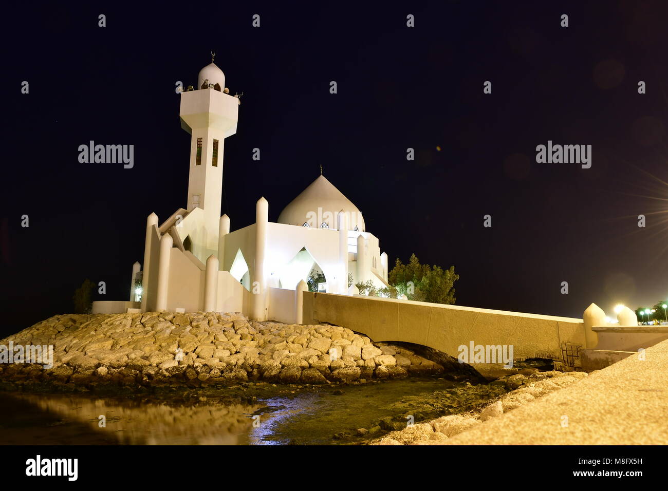 modern Architecture on mosque located on the beach front in Saudi ...