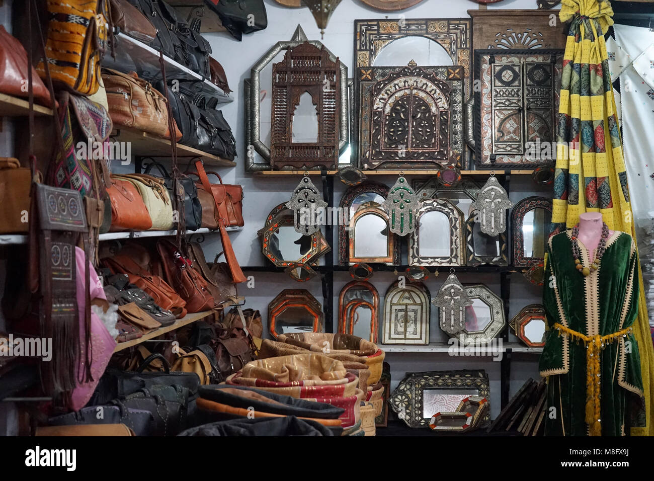 Souvenirs and bags in shop Stock Photo - Alamy