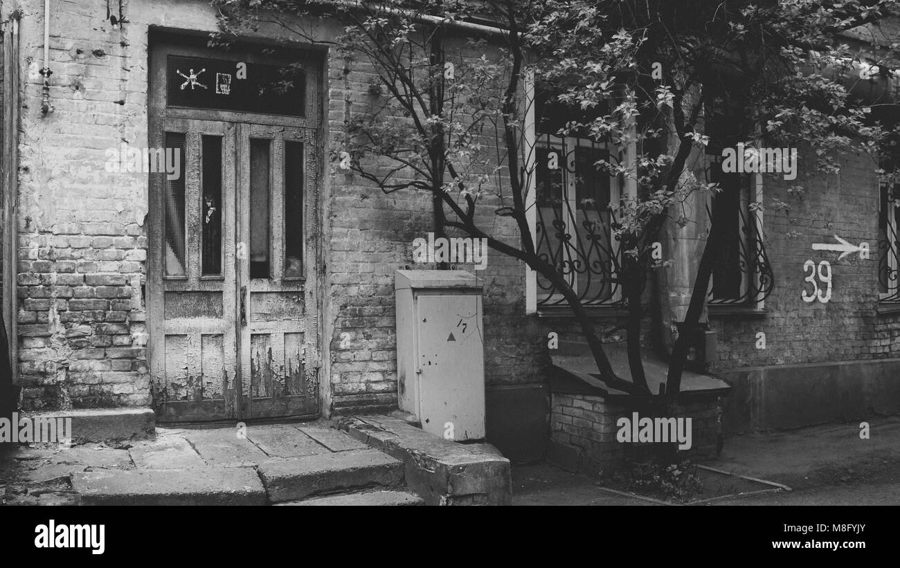 Old beautiful cottage in Black and White Stock Photos & Images - Alamy